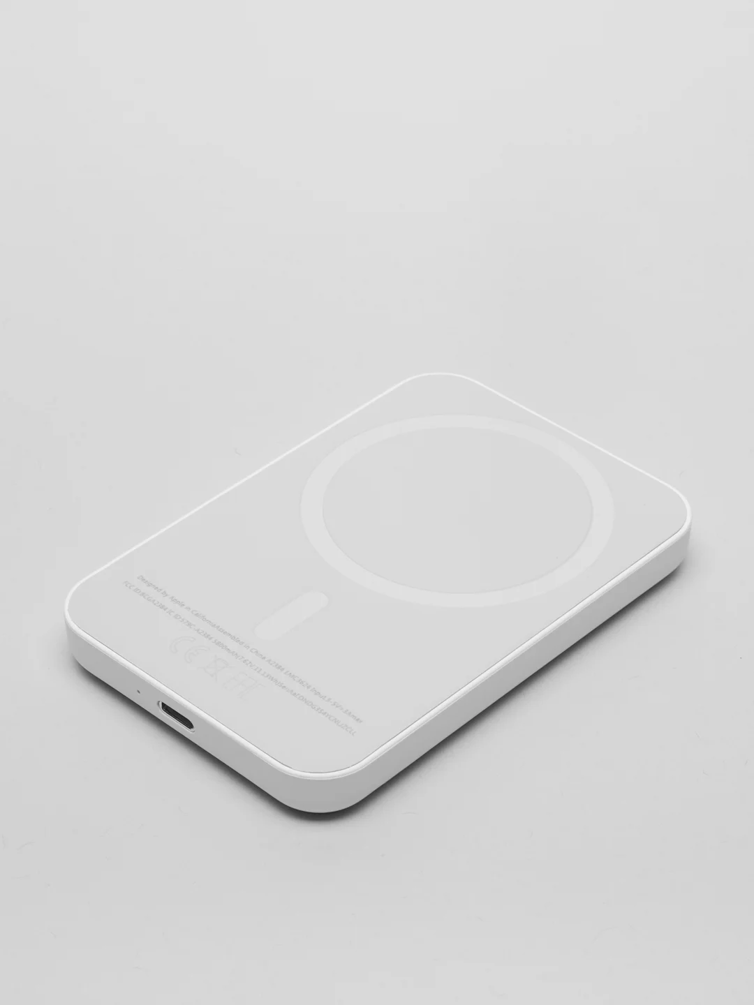 Внешний аккумулятор MagSafe Battery Pack, MJWY3AM/A купить по цене 1890 ...