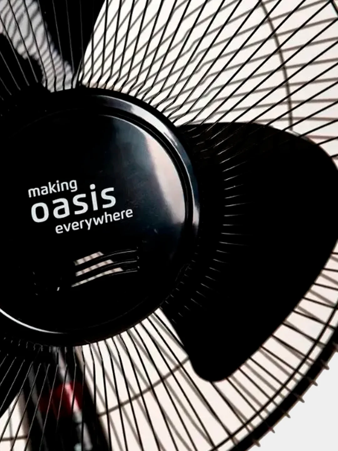 Напольный вентилятор Oasis VF-40SB, черный, встроенная подсветка, 40 дБ купить по цене 2199 ₽ в ...