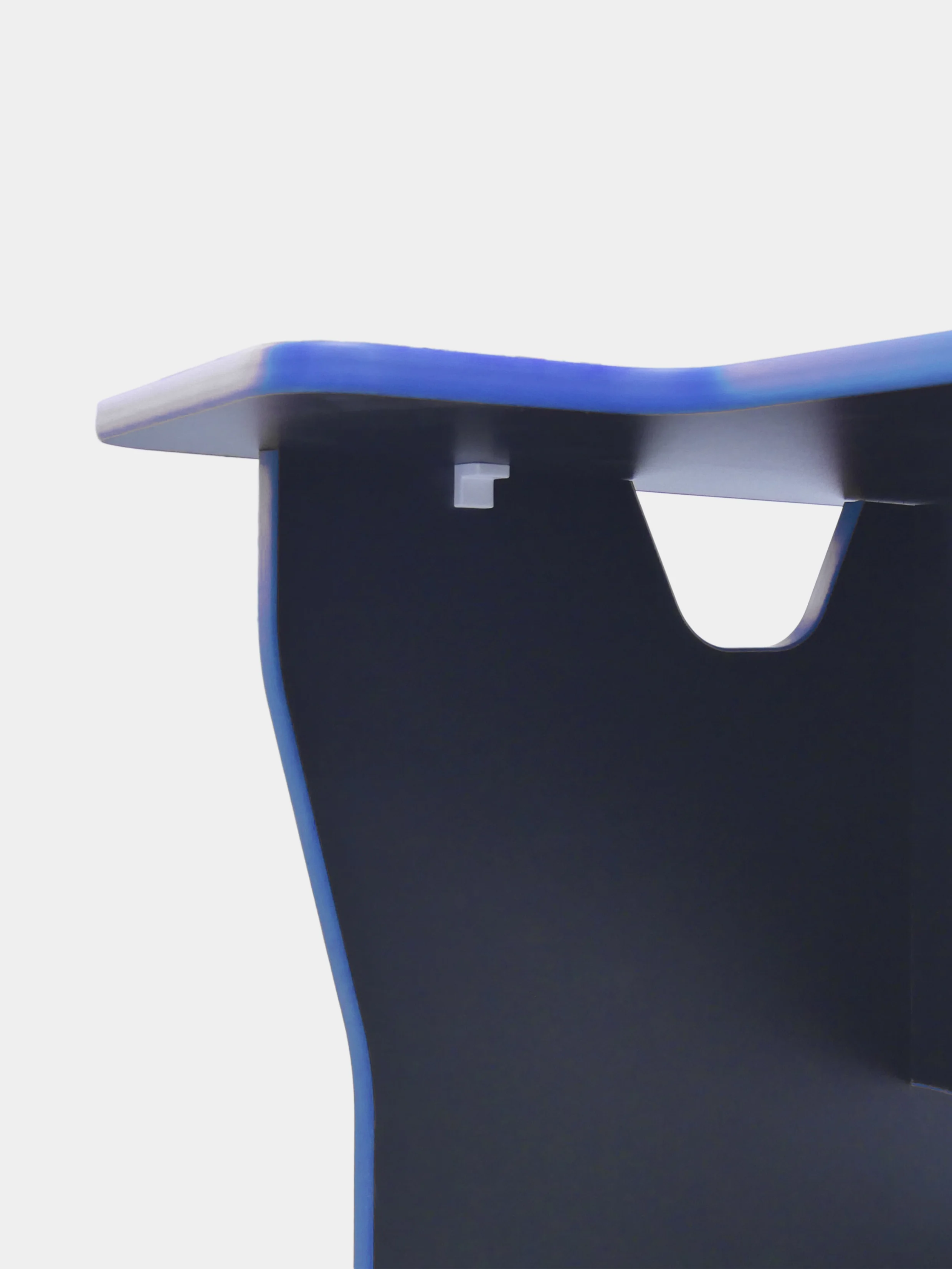 Стол компьютерный игровой купить по цене 7000 ₽ в интернет-магазине ...